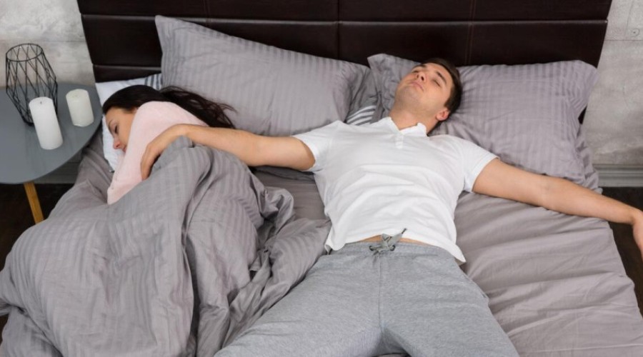 couple sleeping position