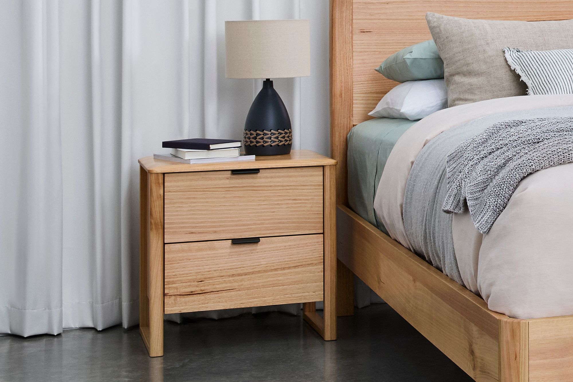 Asher Bedside | Bedshed